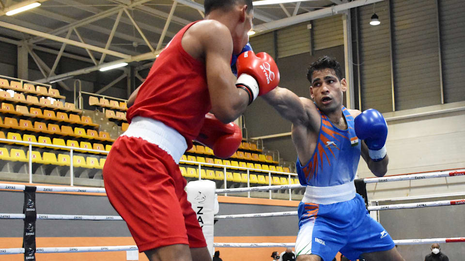 National boxing championship 2021: Shiva Thapa makes quarters