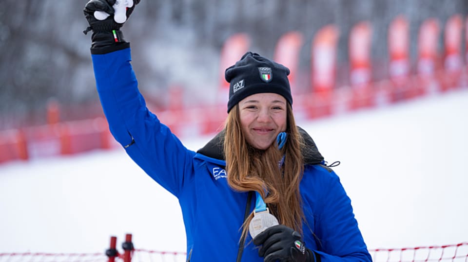 Gangwon 2024: Italy's Giorgia Collomb in the footsteps of Federica ...