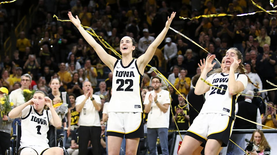 Caitlin Clark surpasses Pete Maravich to set new NCAA all-time scoring ...