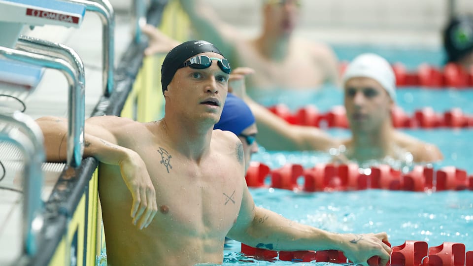 how to draw a swimmer doing butterfly