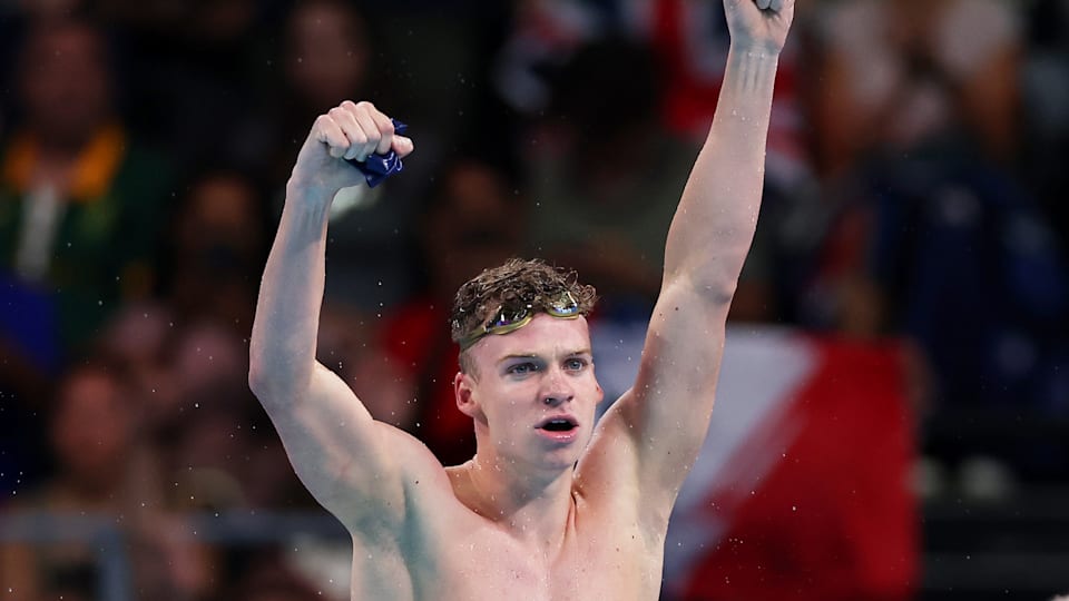 JO de Paris 2024 - 200 m quatre nages : Léon Marchand intraitable avec ...