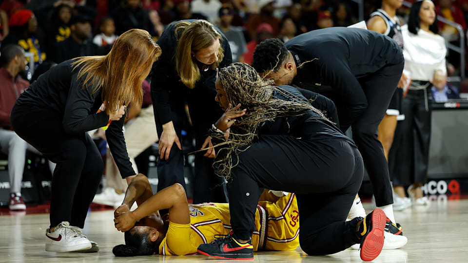 NCAA March Madness 2025: USC star JuJu Watkins suffers season-ending knee injury as Trojans ...
