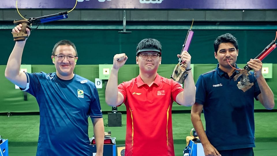 Felipe Wu é prata em Lima e volta ao pódio individual da Copa do Mundo ...