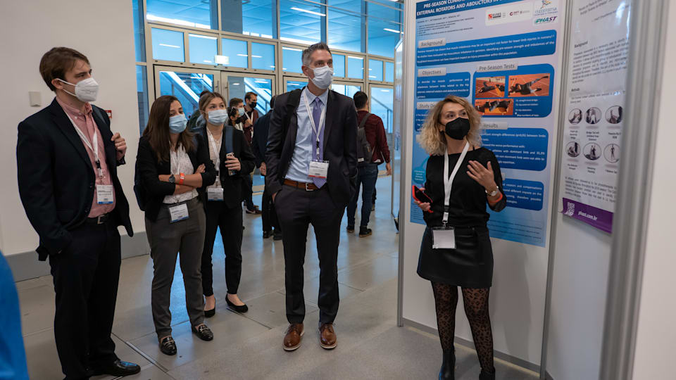 The template for e-posters is now available for download