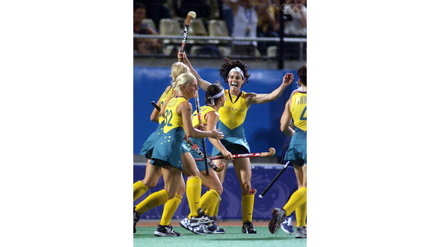 Sydney 2000 Summer Olympics - Athletes, Medals & Results