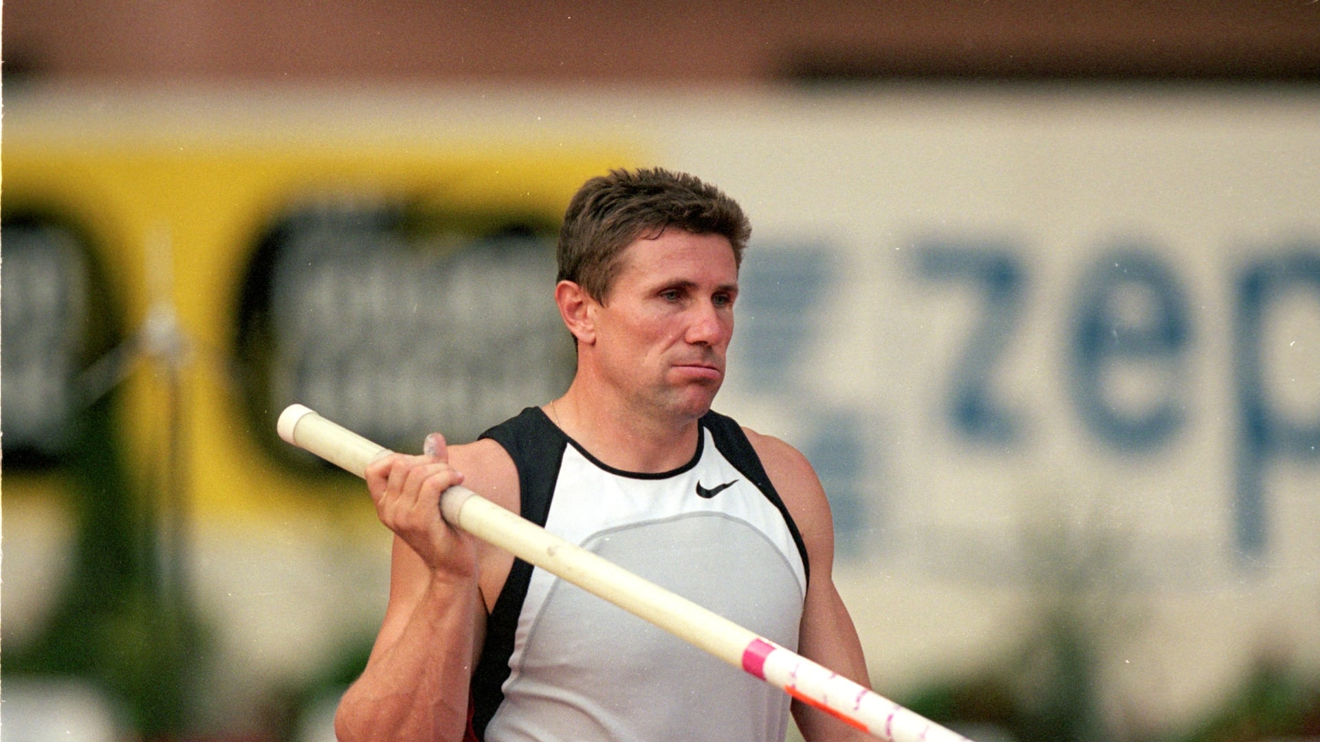 Sergei Bubka Stavhopp DyeStat.com News Backstage With Untold Track