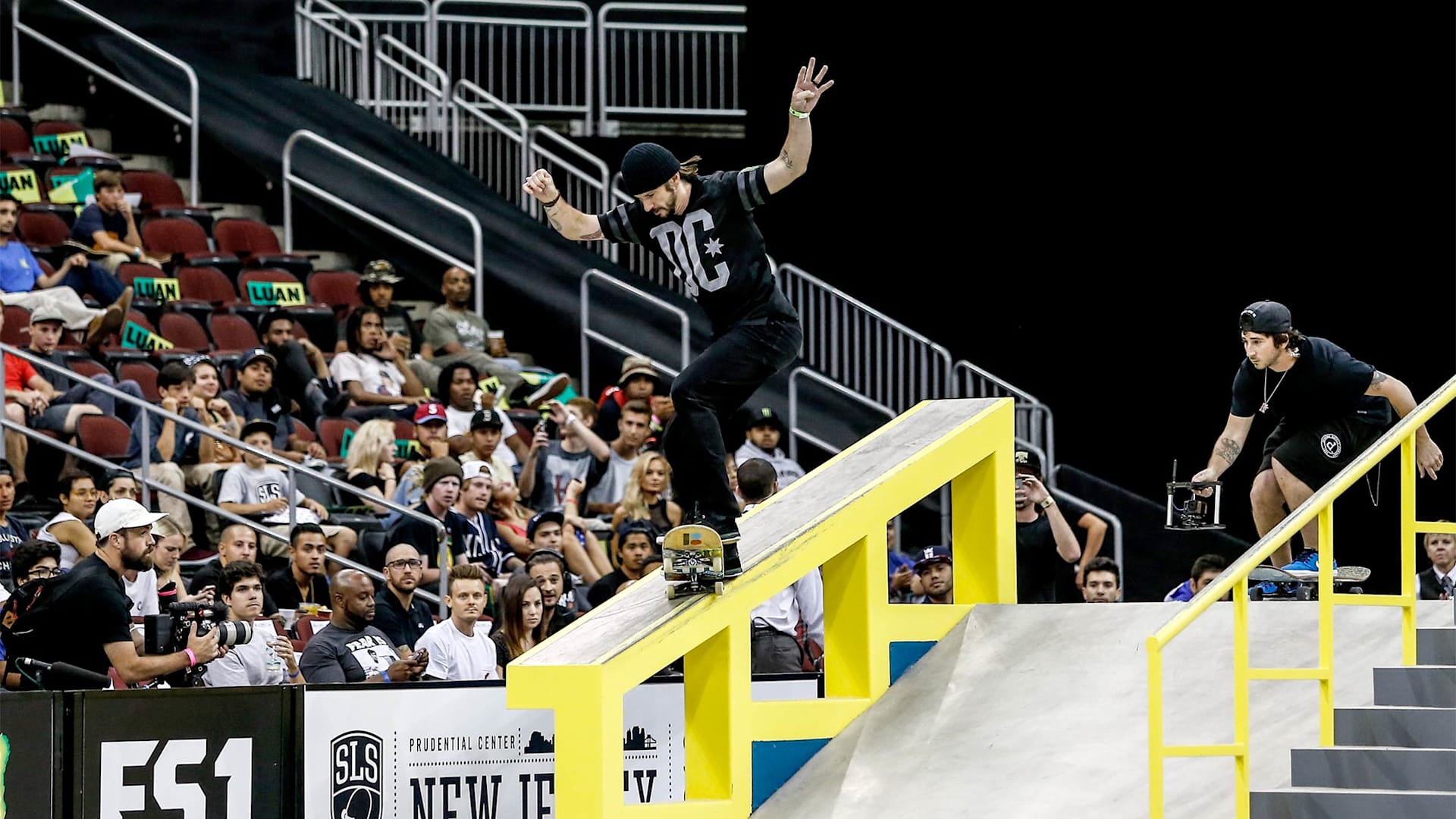 Chris Cole Skateboarding Wallpaper