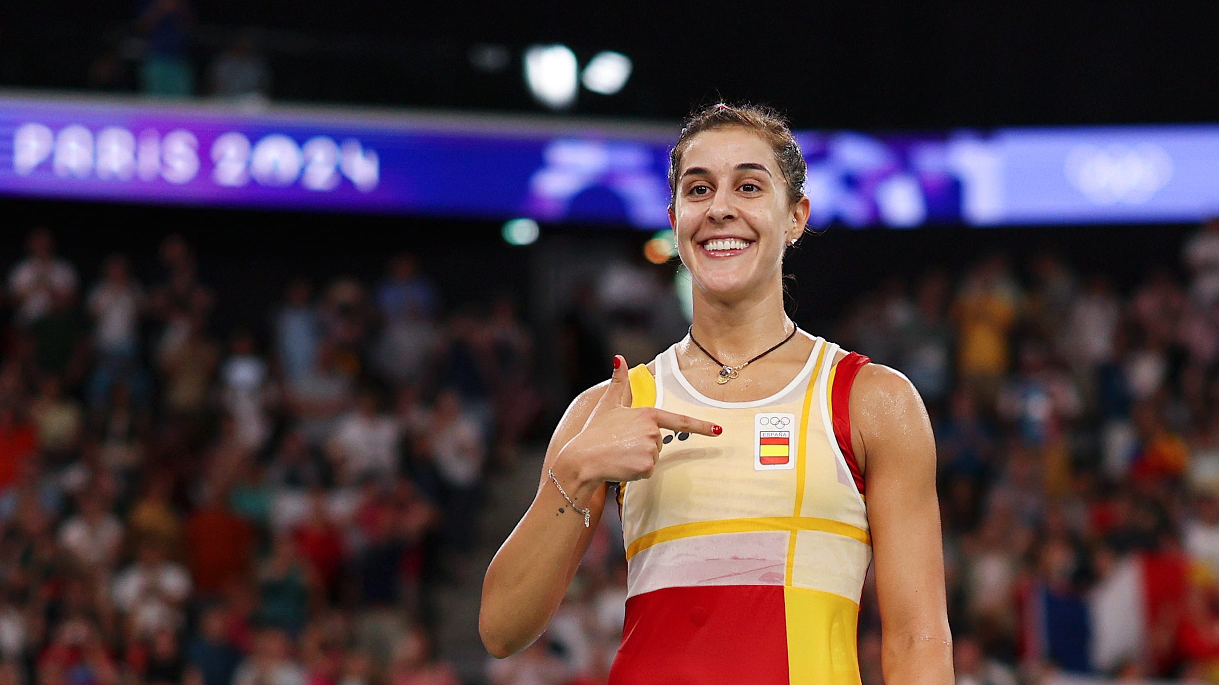 Paris 2024 badminton Tale of two Olympic champions Carolina Marin into semis Chen Yufei out