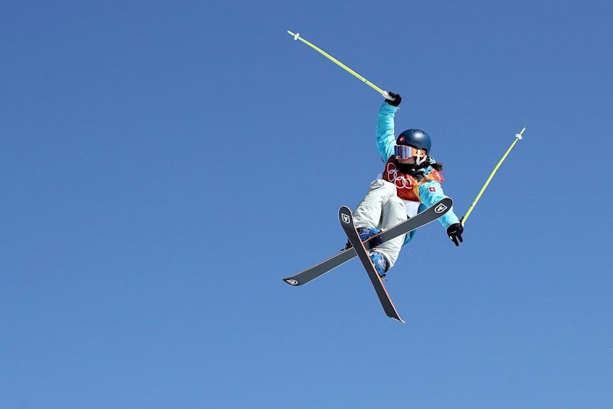 Ski acrobatique féminin : voler haut, skier vite pour un spectacle ...