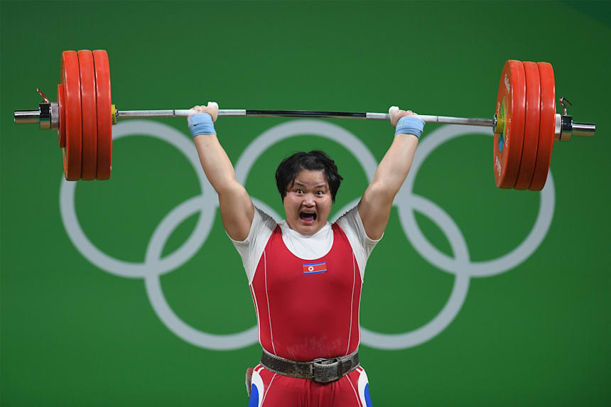 China’s late arrival Meng lifts her way to gold - Olympic News