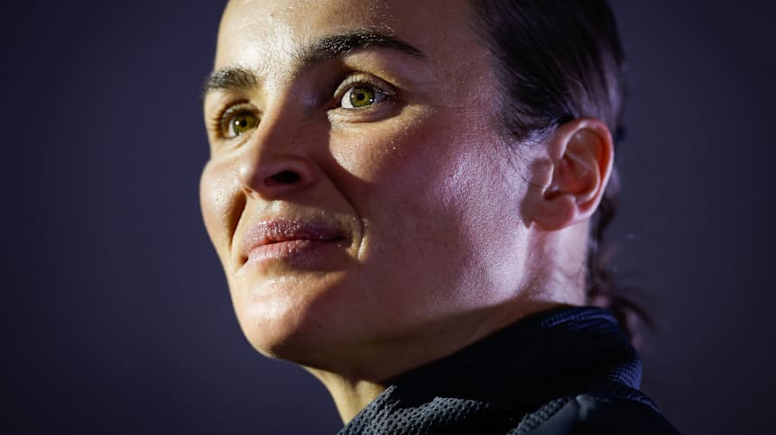 2023 World Women's Handball Championship: Yvette Broch - from top model ...