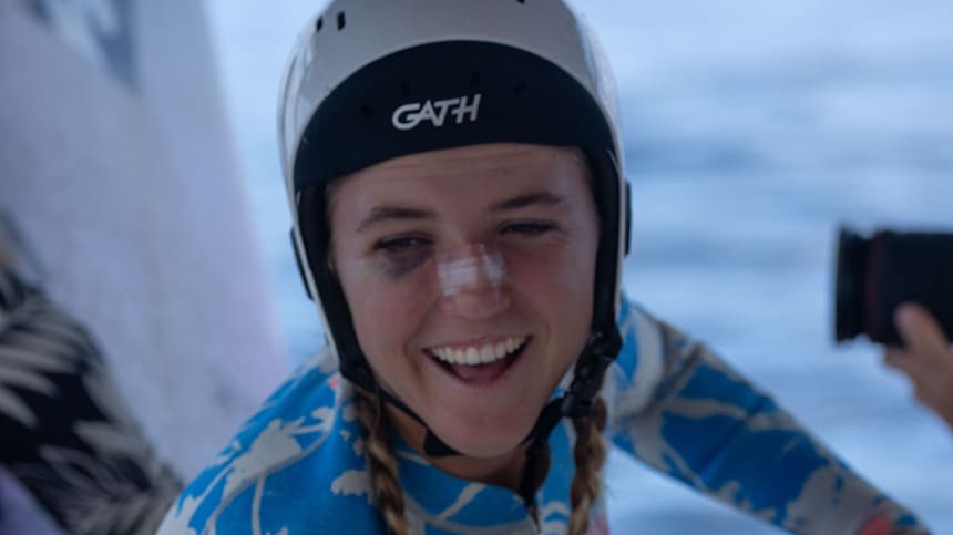 “Band-Aid girl” Candelaria Resano takes on challenge to surf Teahupo’o ...