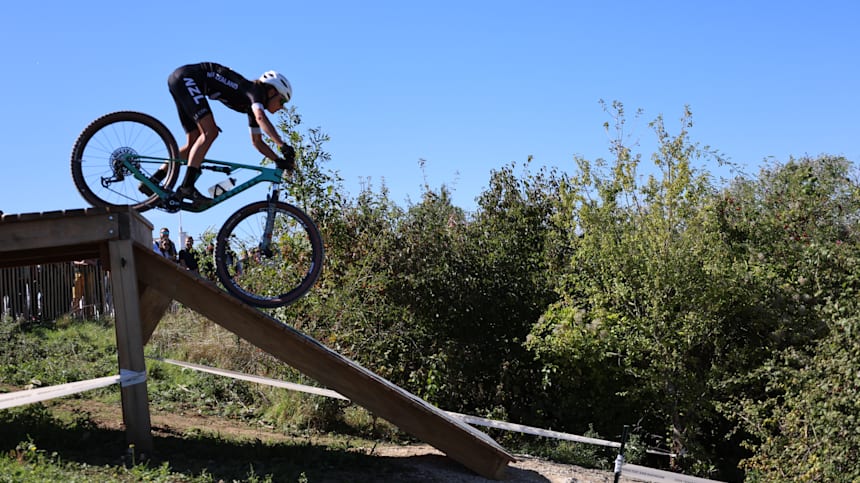 Paris 2024 Mountain Bike Test Event: Elancourt hill transformed into ...