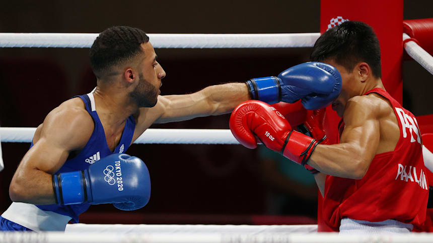 Galal Yafai makes pro debut after winning Olympic boxing gold