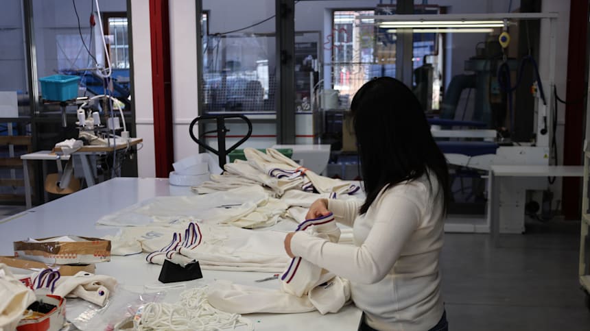 Découvrez les tenues de l'équipe de France pour les Jeux Olympiques et Paralympiques de Paris 2024