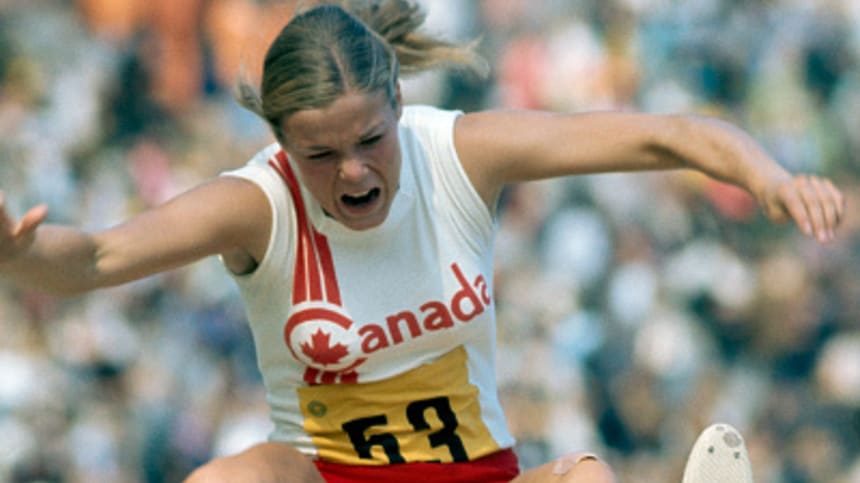 Fashion police: The Red-White look of Diane Jones