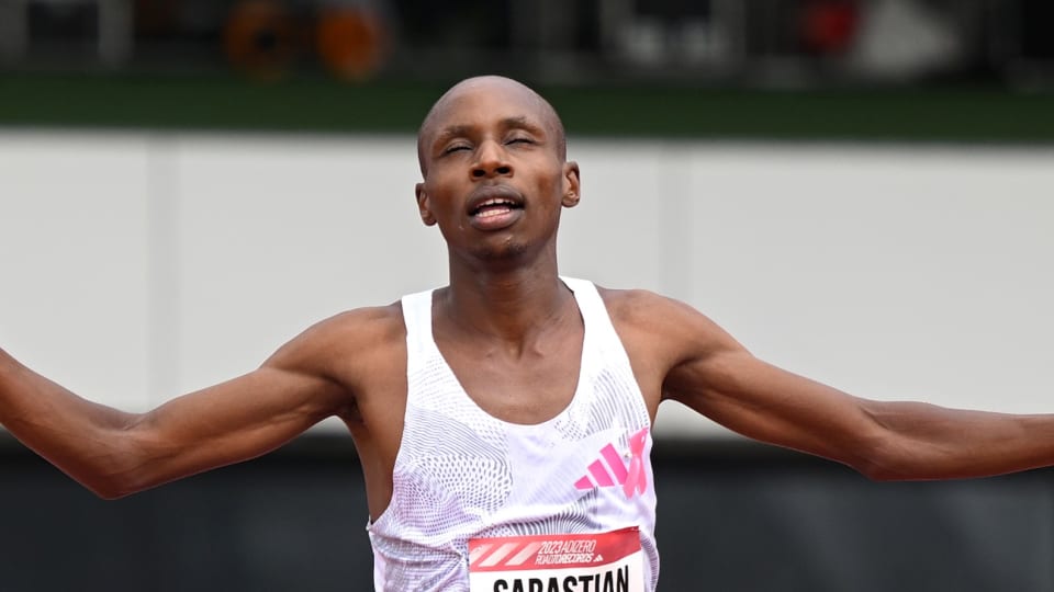 Sawe held off world record holder Jacob Kiplimo for the win with ...