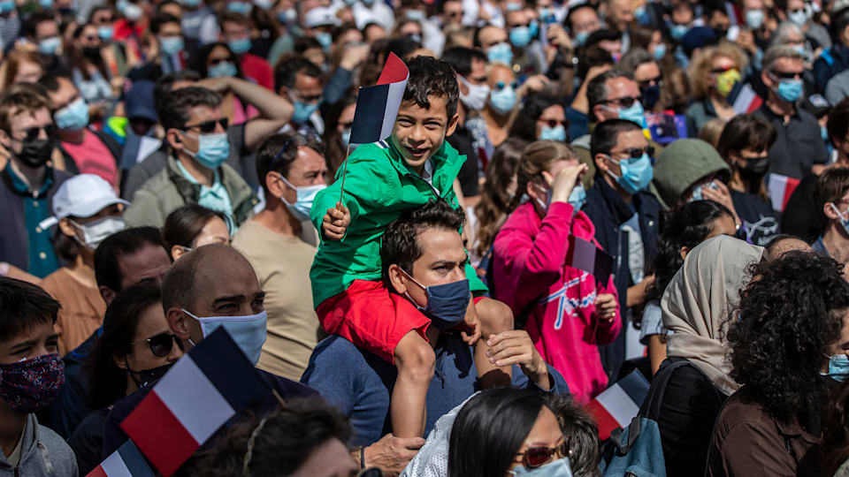 Iconic Paris landmarks set to make City of Light sparkle - Olympic News