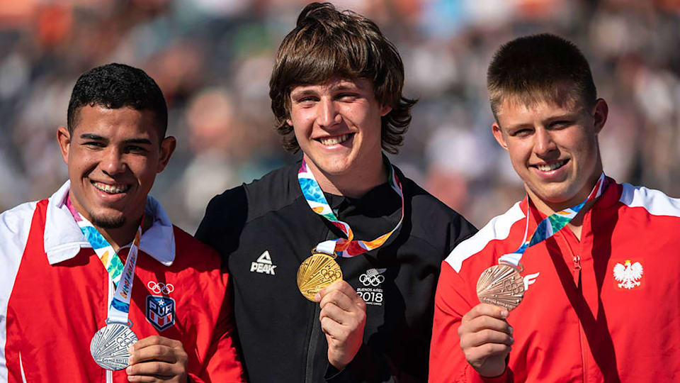 Connor Bell eats well, wins discus gold and keeps hair - Olympic News