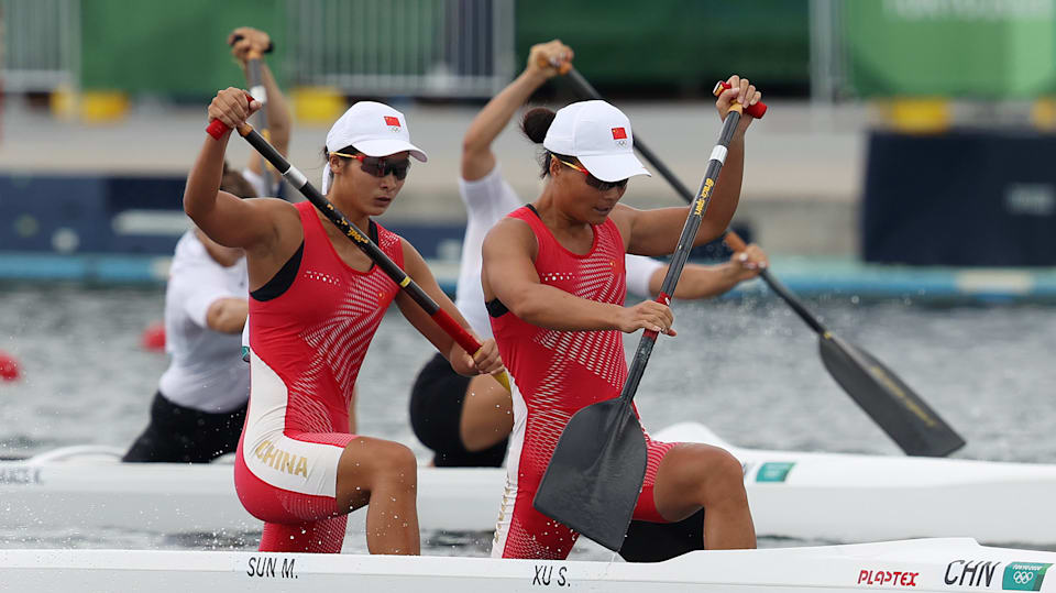 SUN Mengya and XU Shixiao dominate to win canoe sprint women's C2 500m