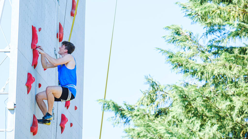 Chi è Matteo Zurloni, il nuovo record europeo nella speed · Arrampicata ...