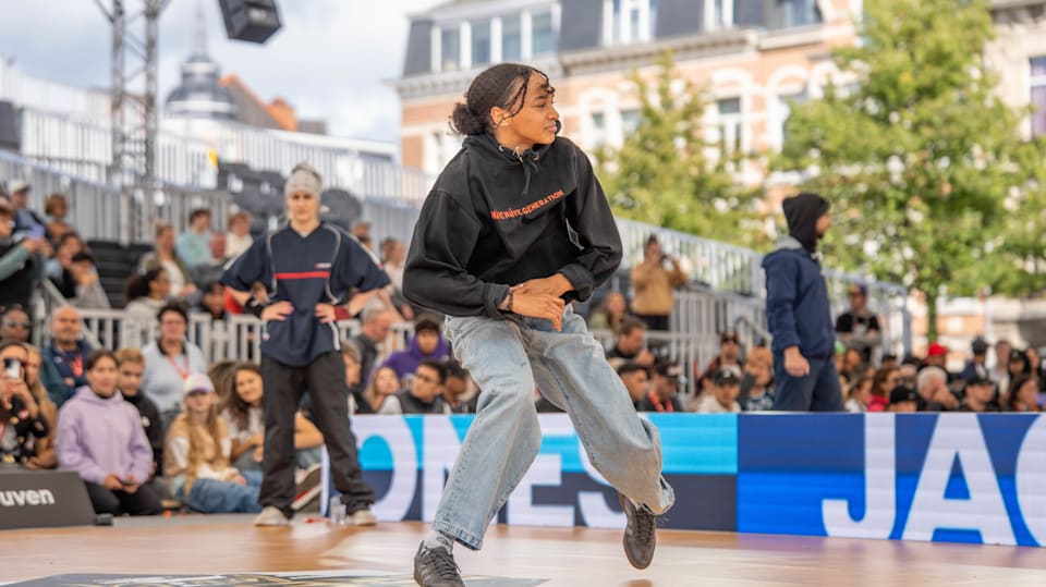 Championnats du monde de breaking 2023 à Louvain : B-Girl Syssy en ...