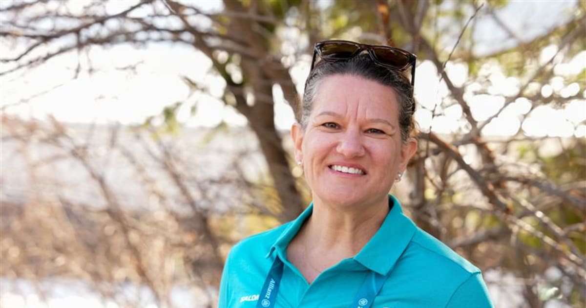 Volontariato e radici con Team26: Mary Anne, l'insegnante canadese che ...