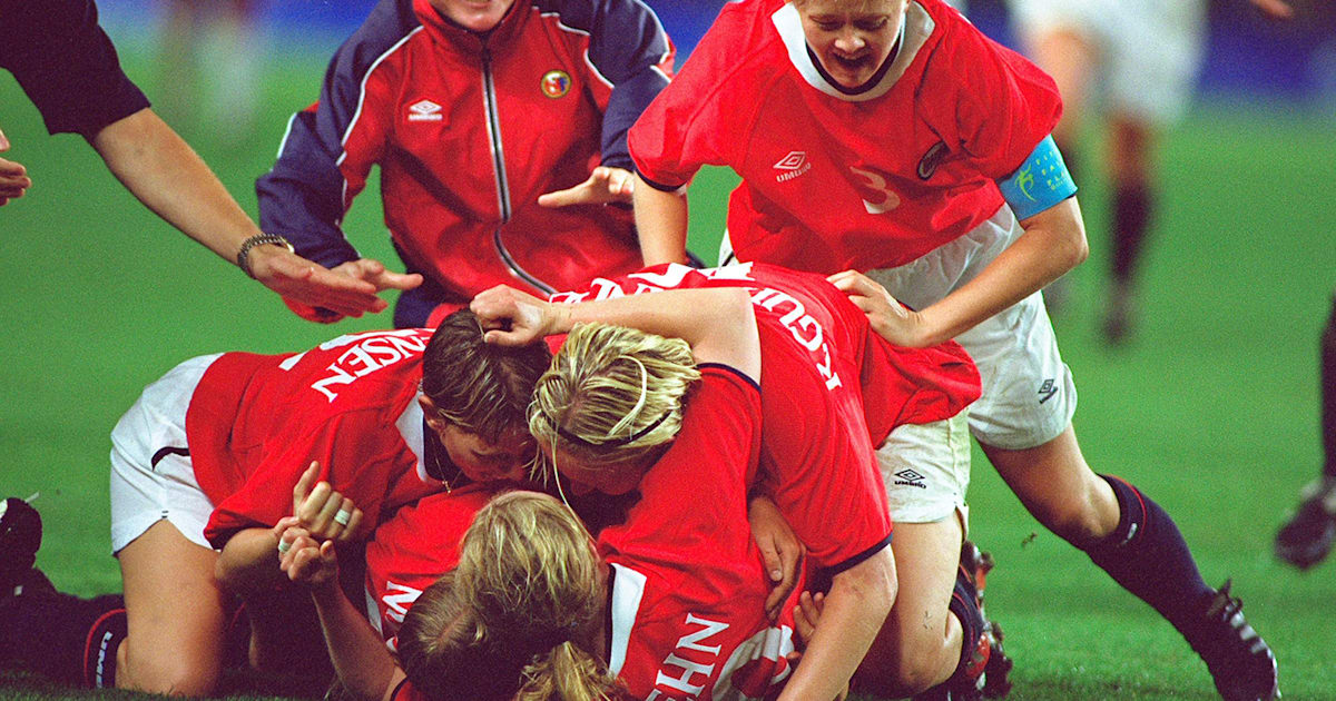 Top 5: Football golden goals at the Olympics