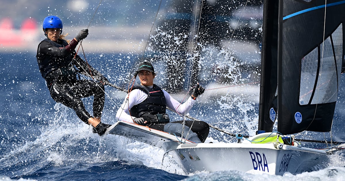 Martine Grael e Kahena Kunze buscam pódio no Mundial de Vela 2023