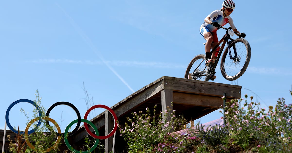 How Olympic athletes keep fit during the holiday season