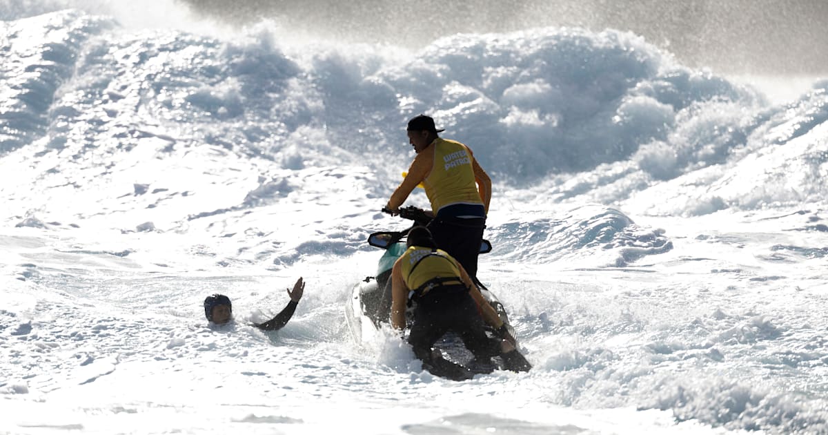 Paris 2024 surfing at Teahupo’o: The Olympic jet skiing water safety ...