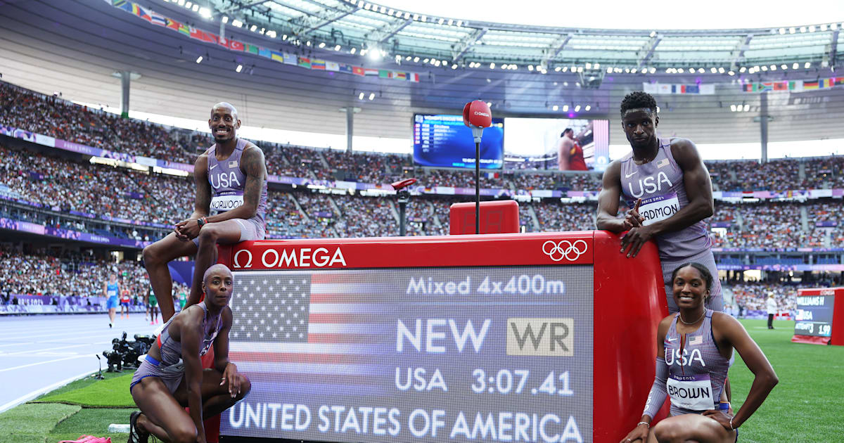 Athletics | 4 x 400m Relay Mixed Round 1 | USA break the record
