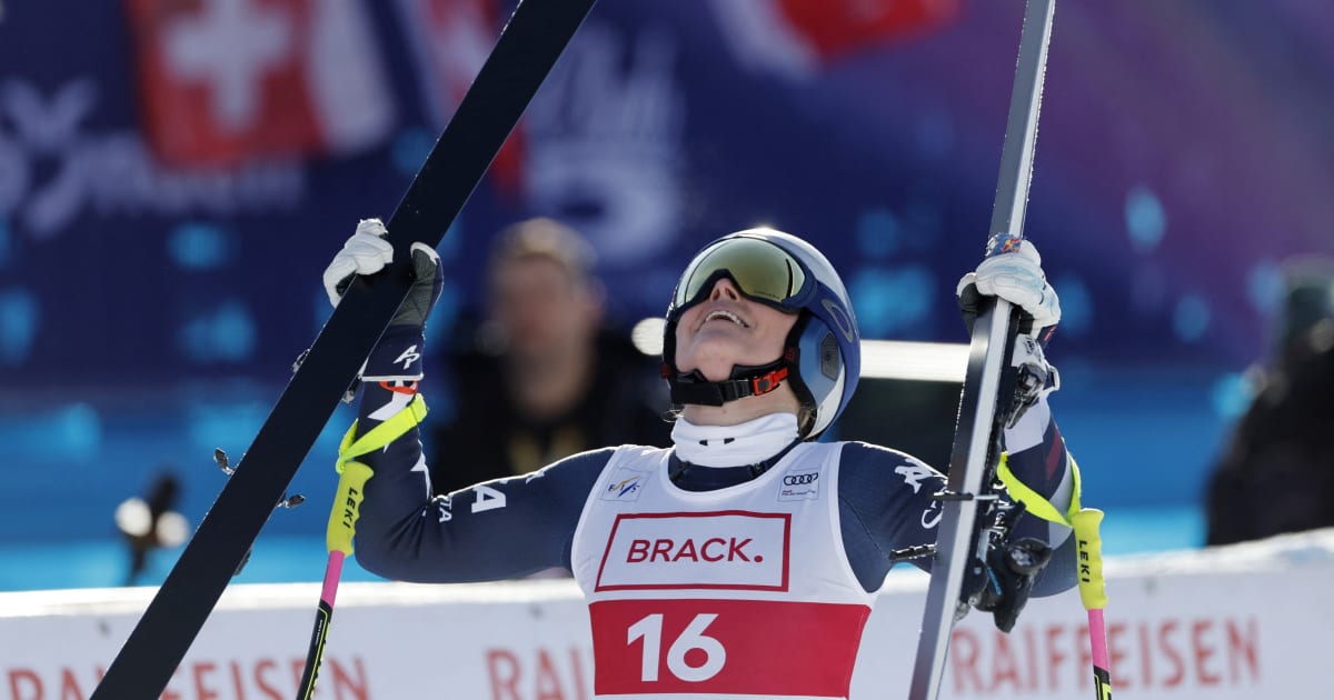 Lindsey Vonn triumphs in women's downhill with super display in St ...