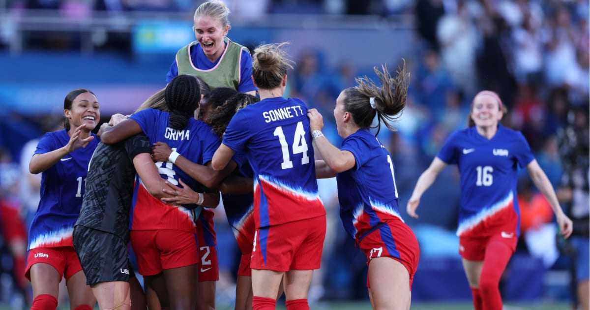 USA prevail against Brazil to win gold medal in women's football at ...