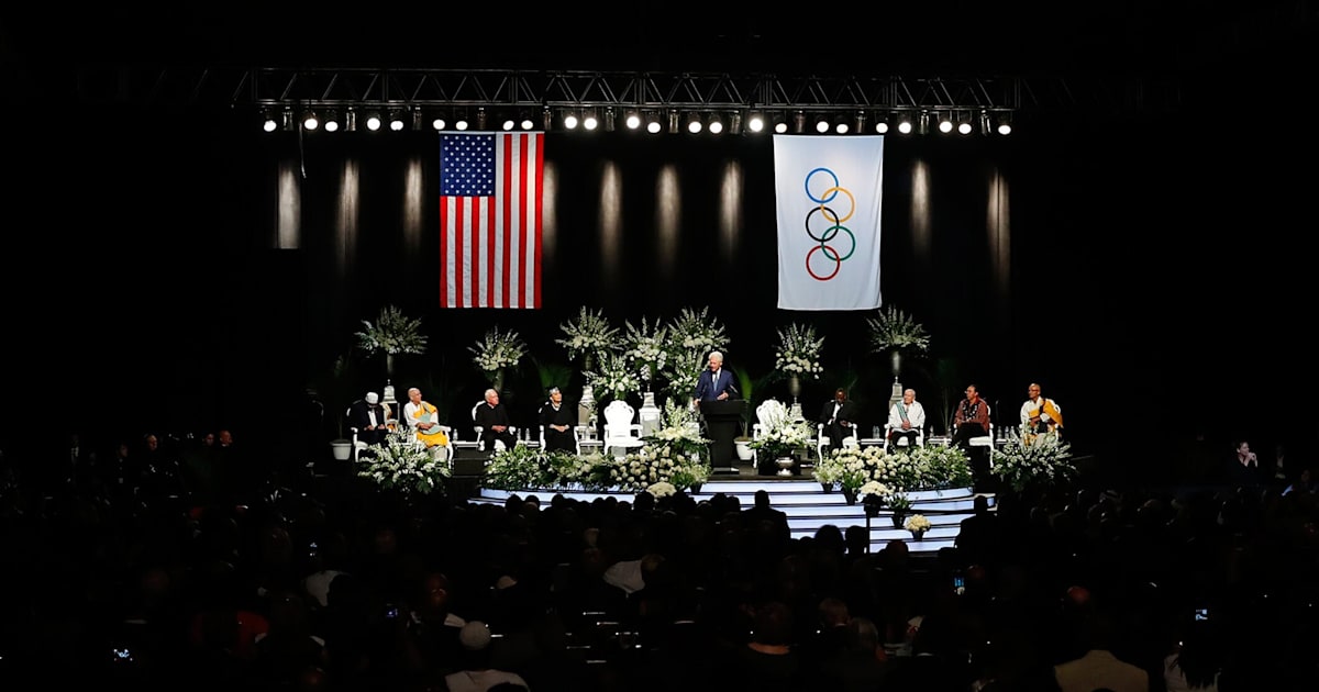 Olympic Flag flies over Muhammad Ali memorial service as President Bach ...