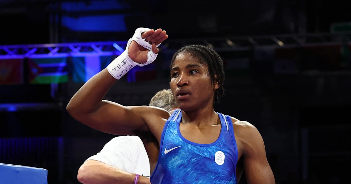 Paris 2024: Refugee Olympic Team boxer Cindy Ngamba punches her way to ...