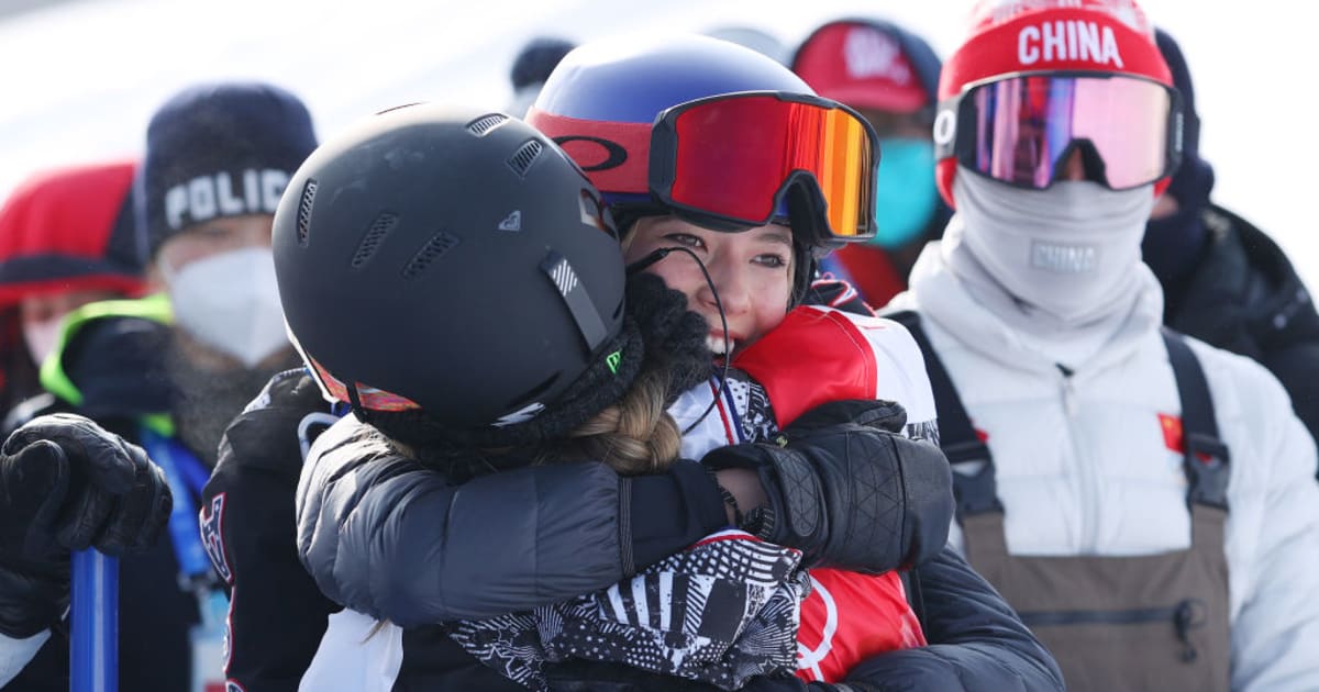 Chloe KIm and Eileen Gu share moment and big hug at Beijing 2022 Olympics