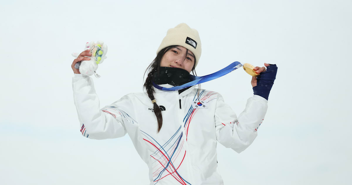 Winter Olympics 2026: Choi Gaon recovers from huge fall to beat Chloe ...
