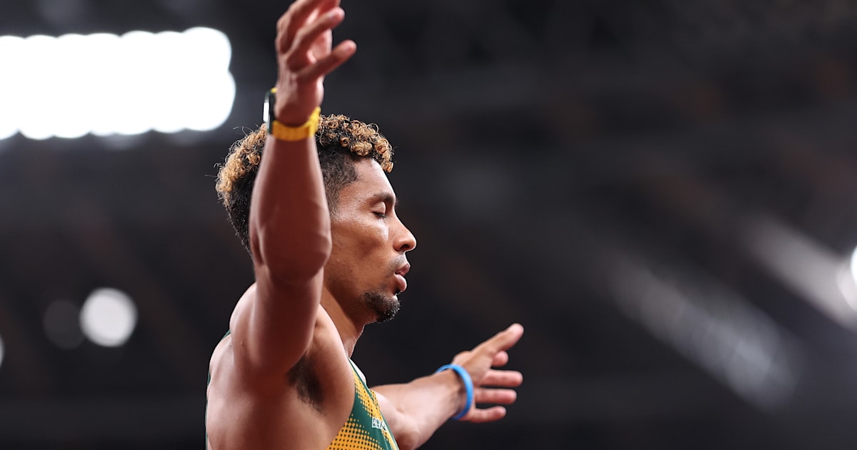 Wayde van Niekerk progresses to final at South African Athletics ...