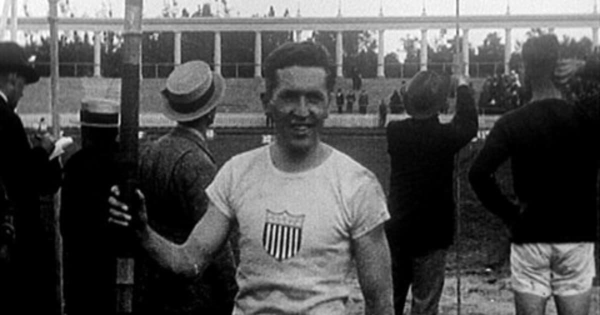 USA's Foss Wins Gold in Pole Vault at Antwerp 1920