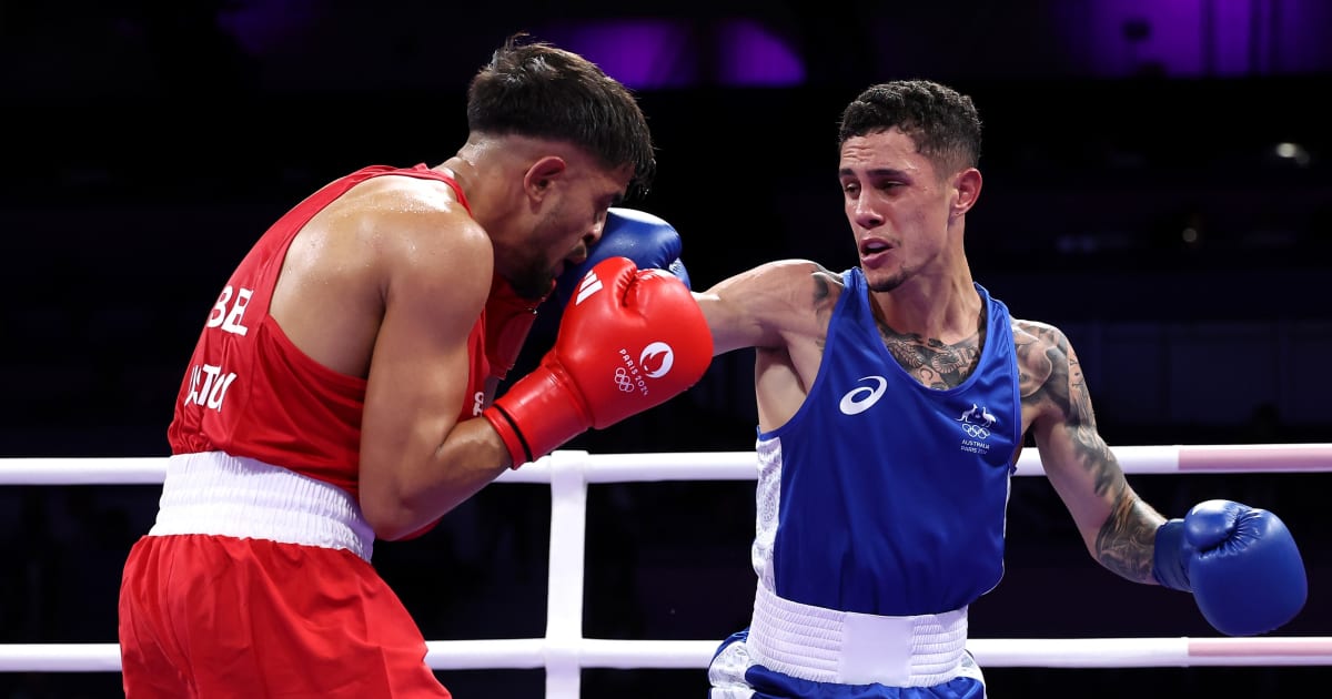 Australia's Charlie Senior wins Paris 2024 Olympics boxing round of 16 ...