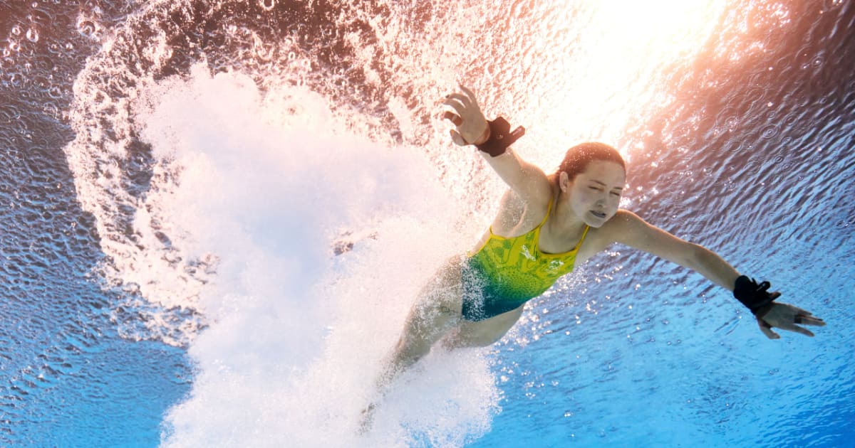 Melissa Wu, Ellie Cole book spots in women's diving 10m platform final ...