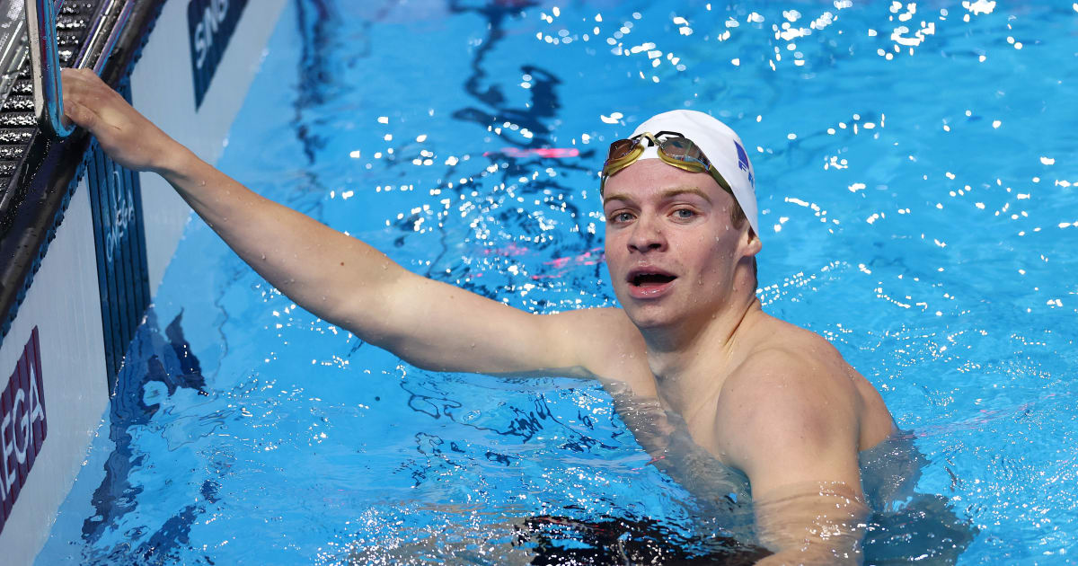 US Open de natation : Nouveau record pour Léon Marchand sur 400 m nage ...