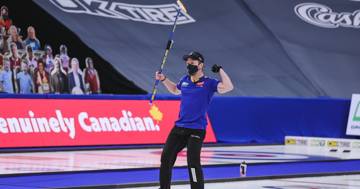 Niklas Edin leads Sweden to third straight World Men's Curling title