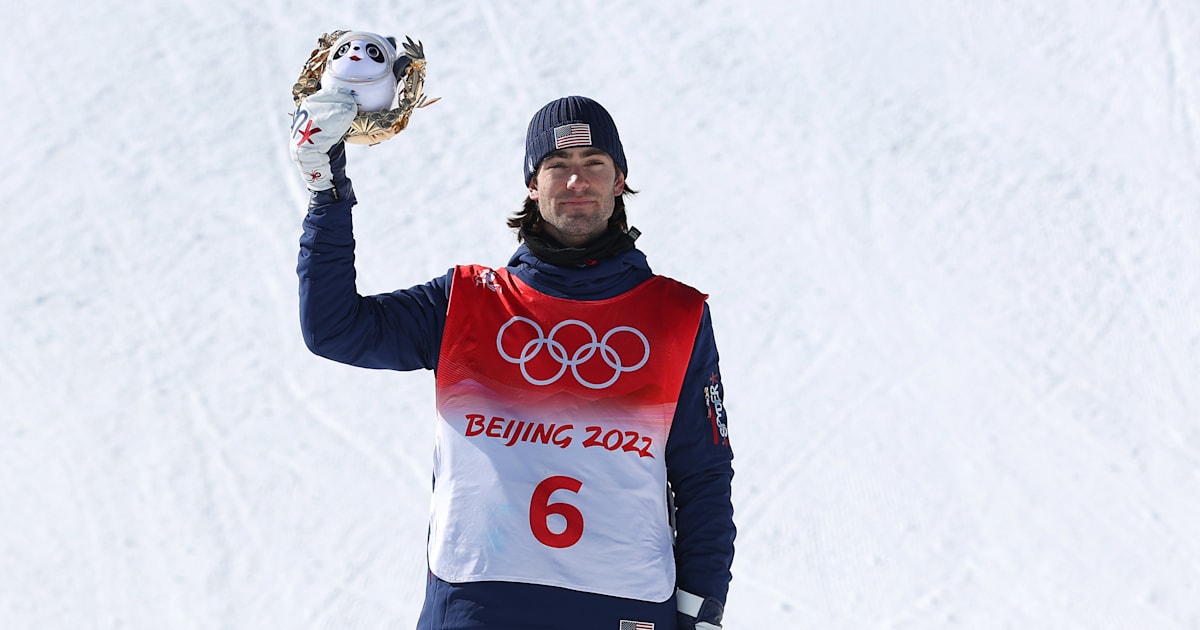 亚历山大·霍尔：前辈们的成功激励了我