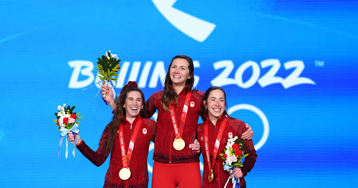 Isabelle Weidemann's family and dogs celebrate, Justin Bieber cheers on ...