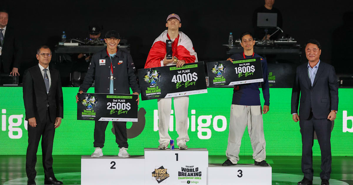 일본의 유아사 아미(Ami)와 한국계 캐나다인 필립 김(Phil Wizard)이 2022 세계댄스스포츠연맹(WDSF) 세계 ...