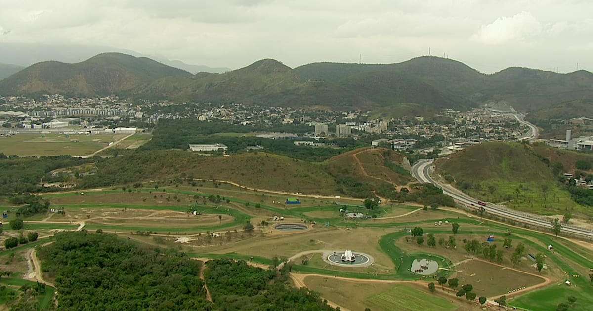 Equestrian Eventing: Cross Country | Rio 2016 Replays