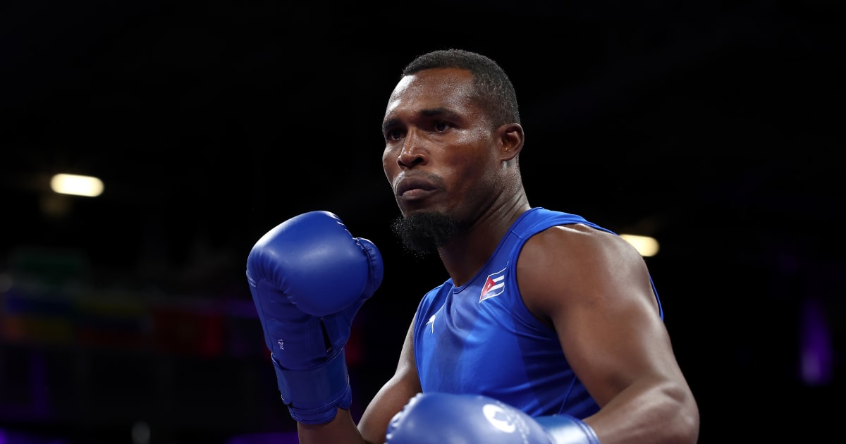 Boxeo cubano: Julio César la Cruz y Erislandy Álvarez aseguran medalla ...