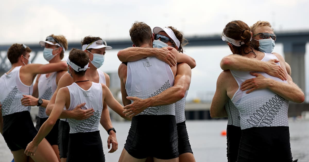New Zealand win men's eight rowing gold